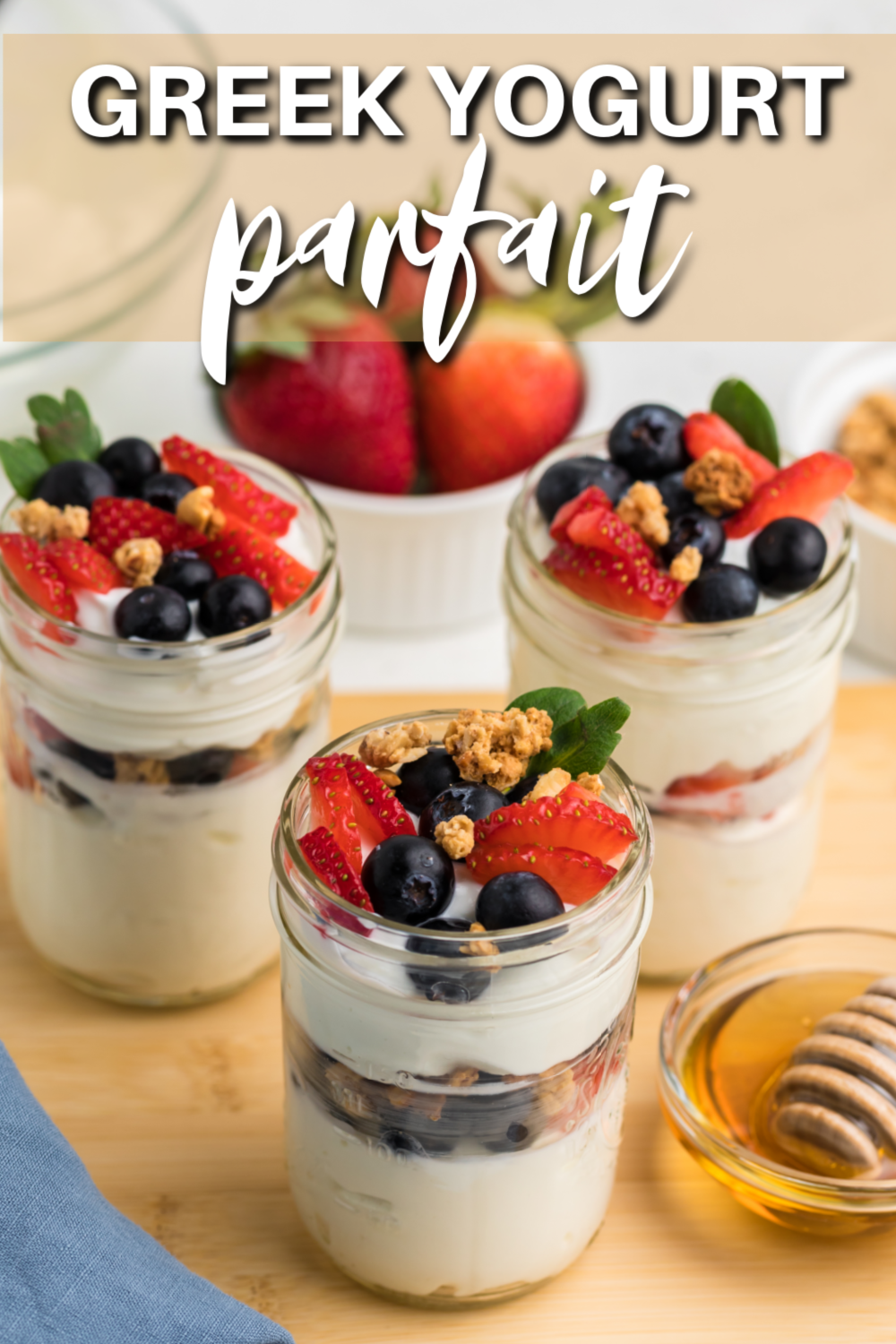Greek Yogurt Parfait - Simply Macros