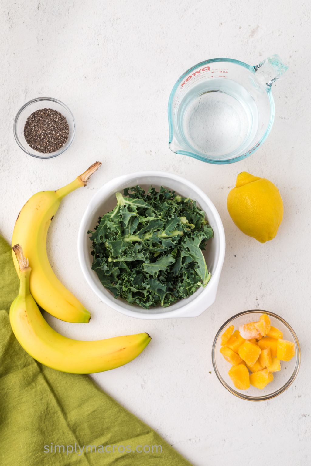 Kale Smoothie with Mango & Banana! - Simply Macros
